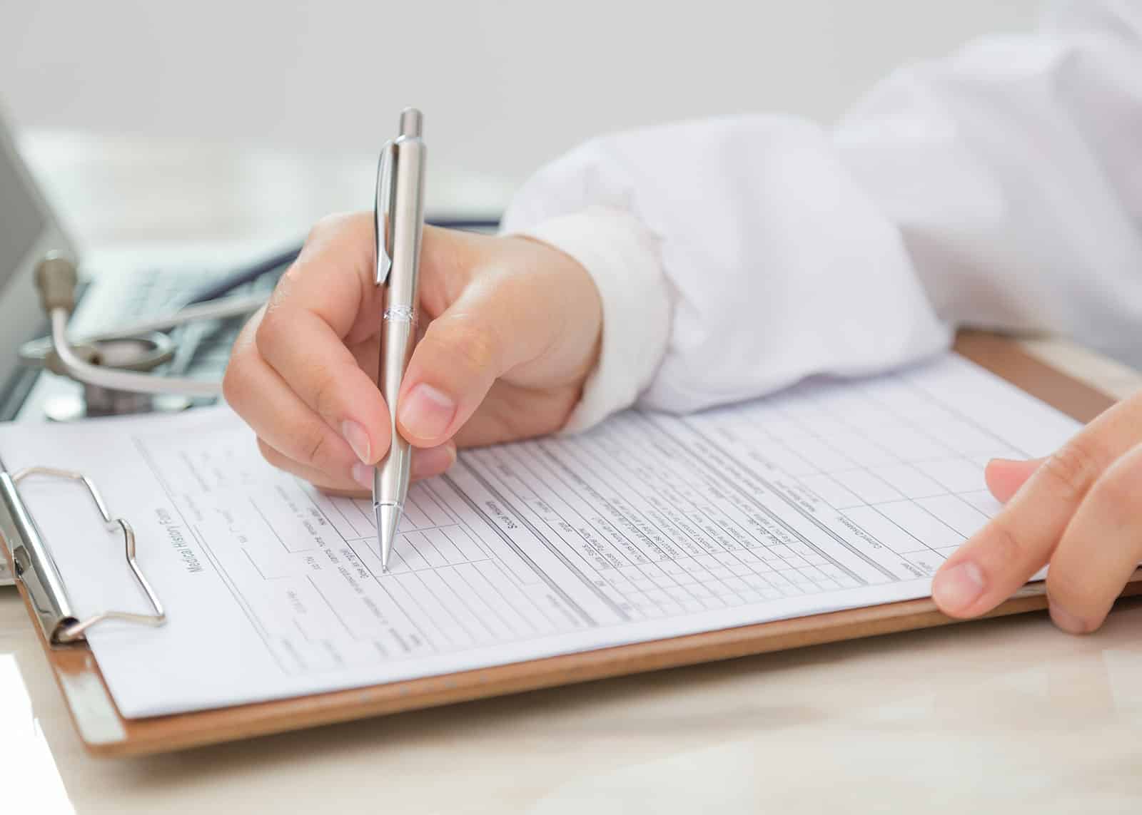 Managing Prescriptions: 4 Highly Effective Tips for Control